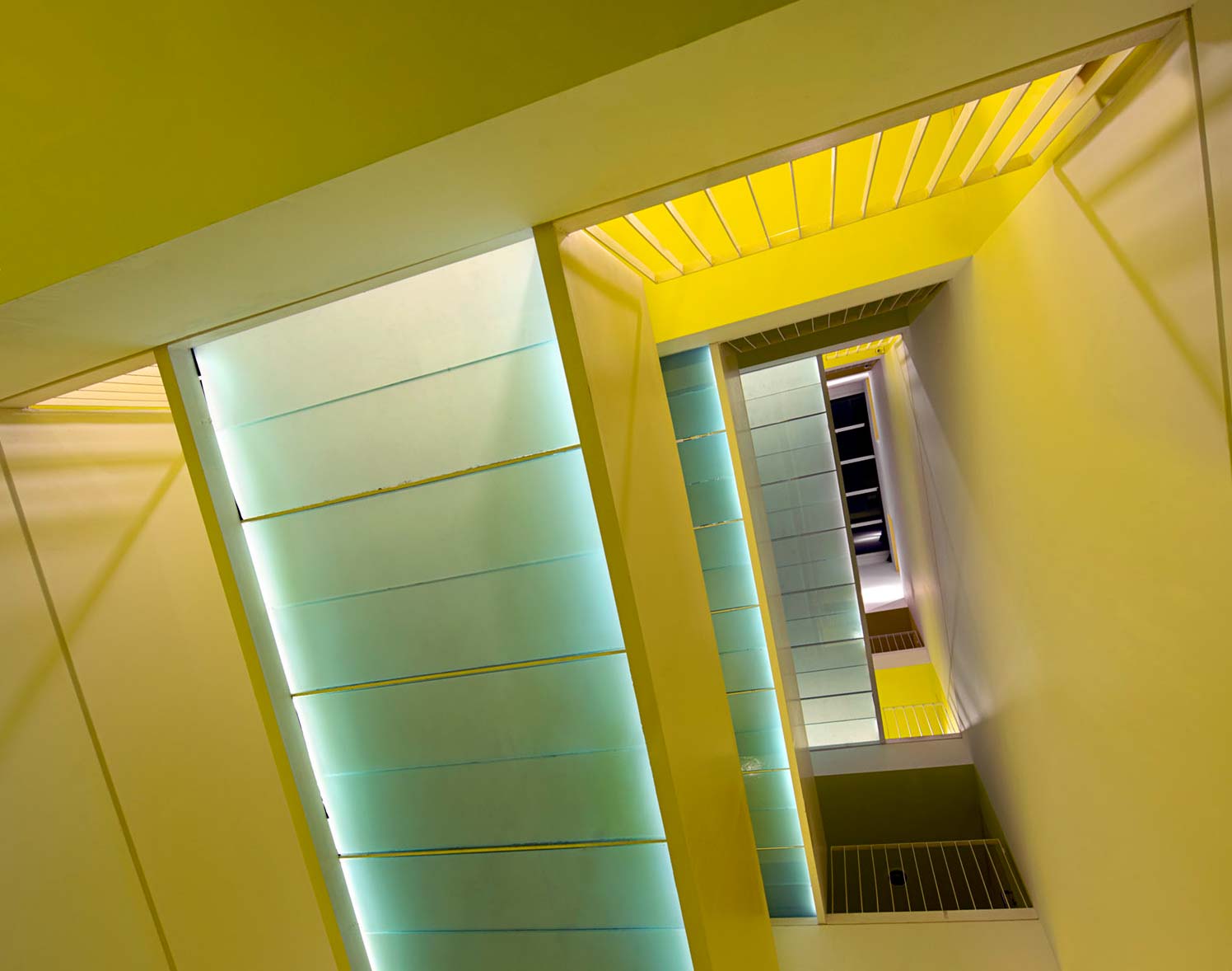 Hamlet student studios, Patras - photos by Yiorgis Yerolymbos